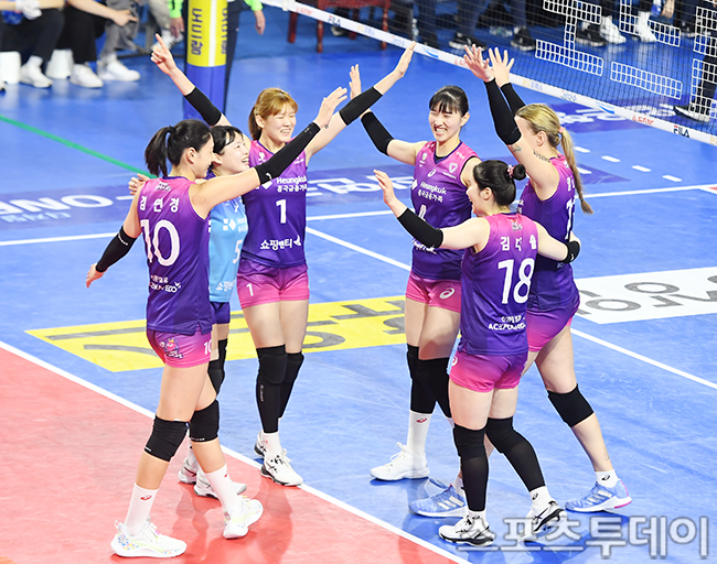 [ST포토] 흥국생명, IBK 3-0 짜릿한 셧아웃